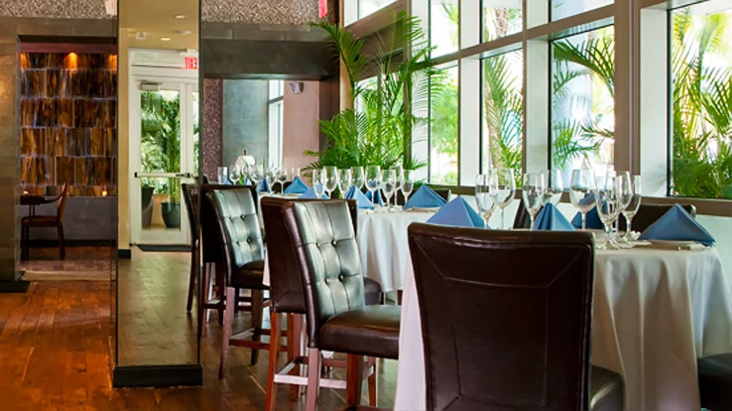 Best Restaurants on Ocean Drive – South Beach Magazine